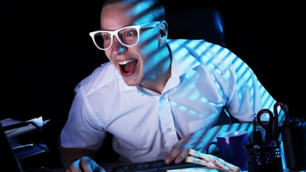 Editor Benjamin Tech Guru Keezy.co: A Day in the Life of a Top Tech ...