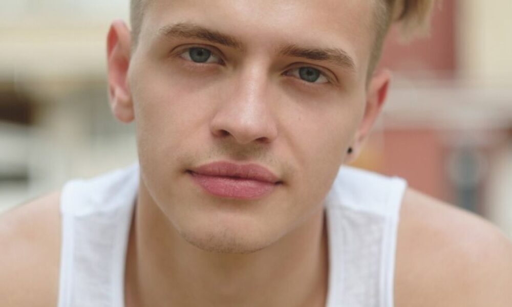 Zac Efron Jaw: The Truth Behind the Transformation